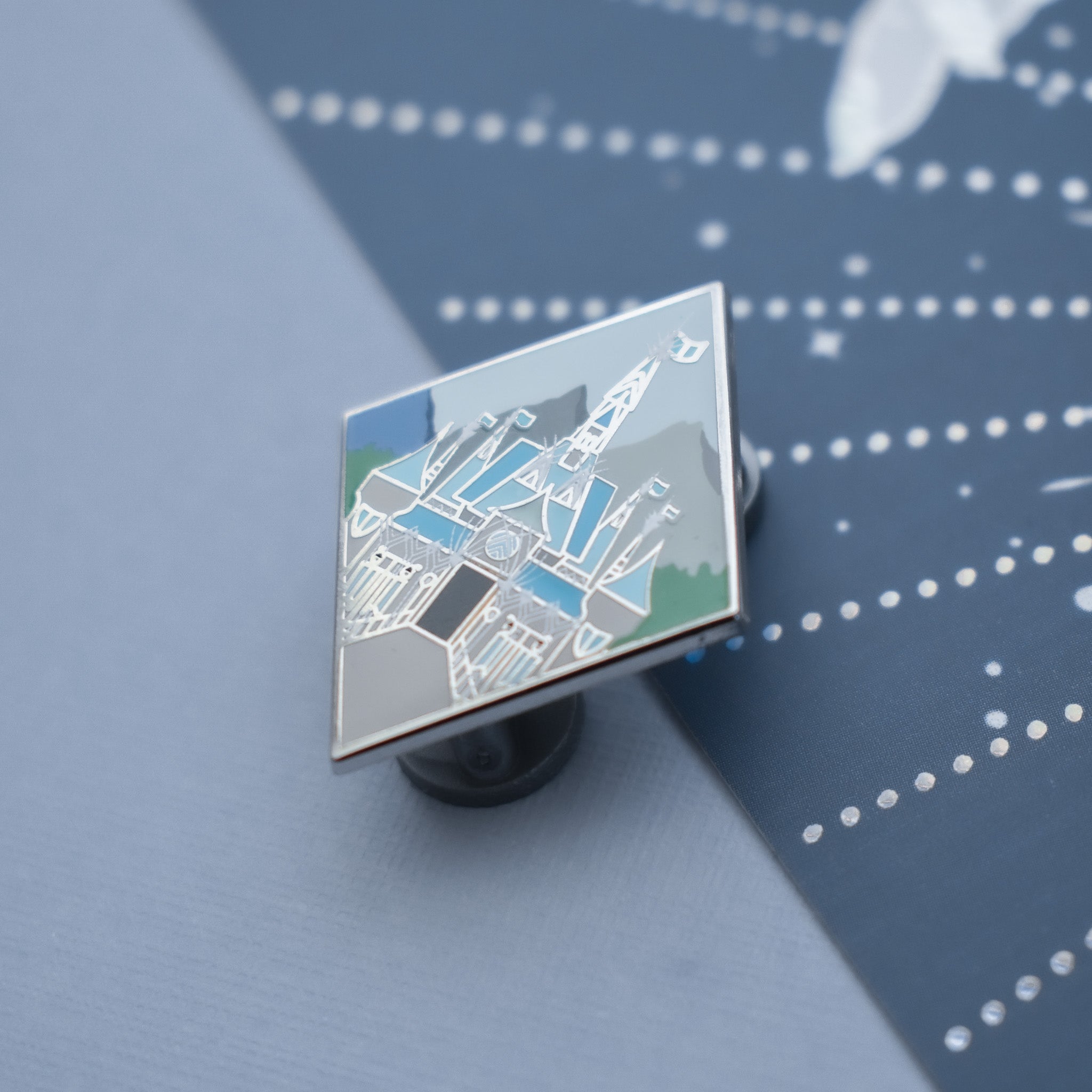 Arendelle (Elsa) Enamel Pin | Frozen, Anna, Disney Princess Fictional ...